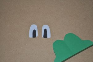 Frog Crafts for Kids - Easy Paper Plate Frog