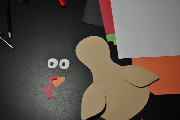Easy Thanksgiving Hand Turkey Craft for Kids