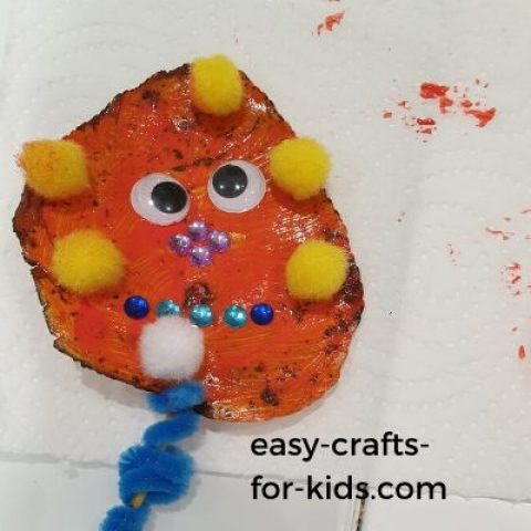 Fall Leaf Monster Craft - Easy Crafts For Kids