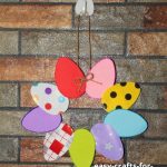 Easter Egg Wreath Craft - Easy Crafts For Kids