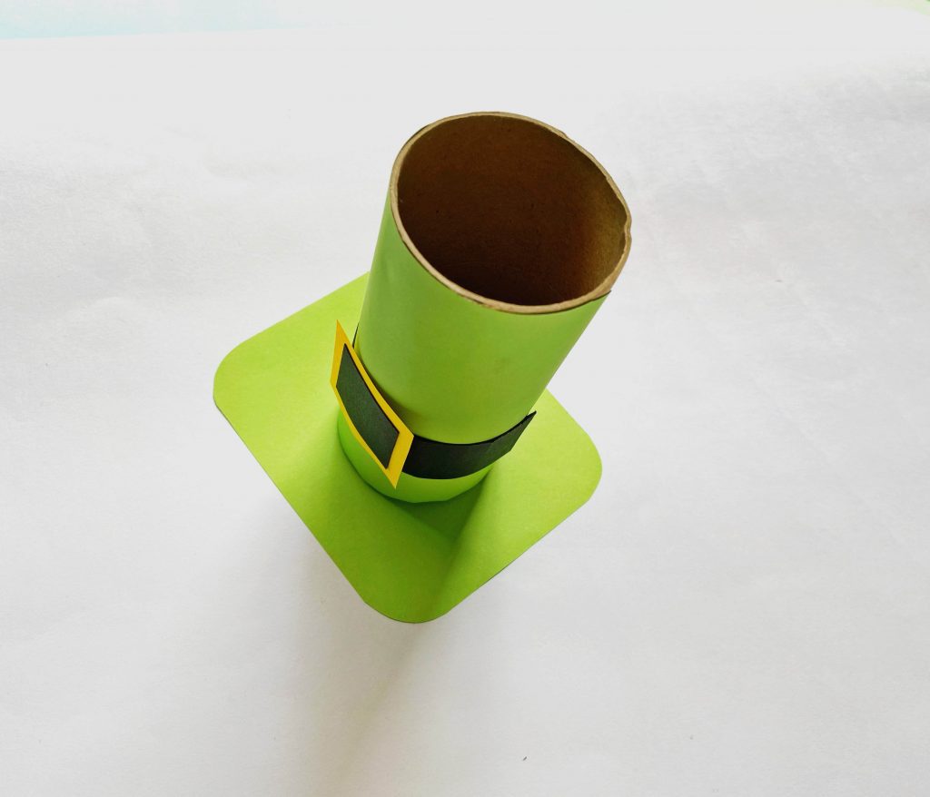 Easy Hat Leprechaun Trap Idea