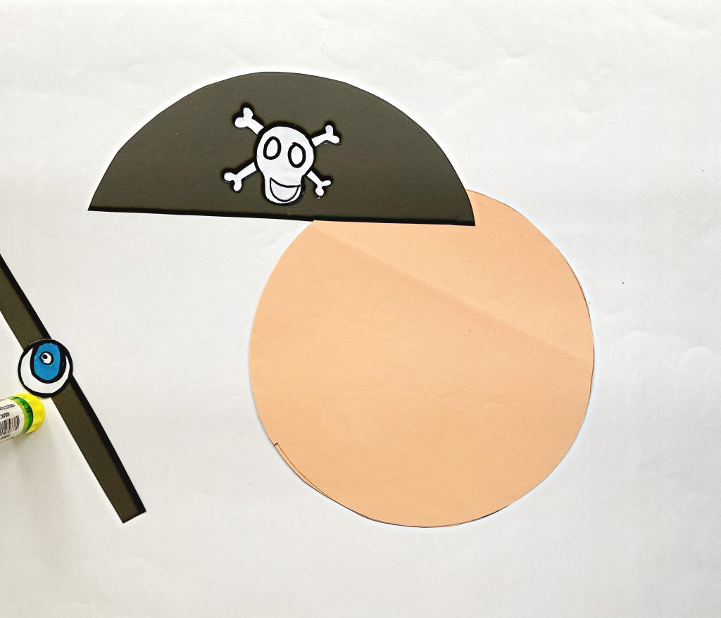 Paper Plate Pirate Craft with Moving Eyepatch