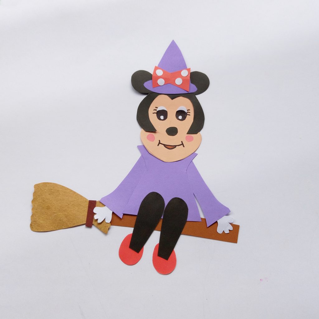 Minnie Mouse Halloween Craft with Paper Plate