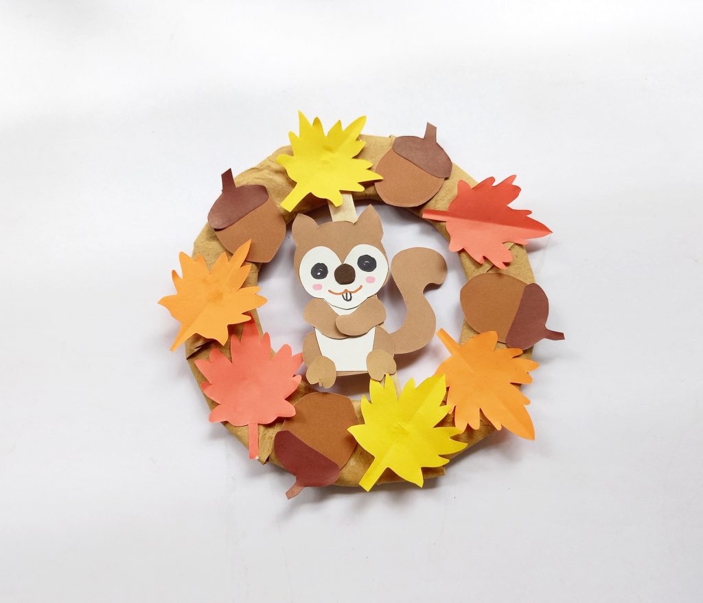 Squirrel Fall Wreath Craft for Kids