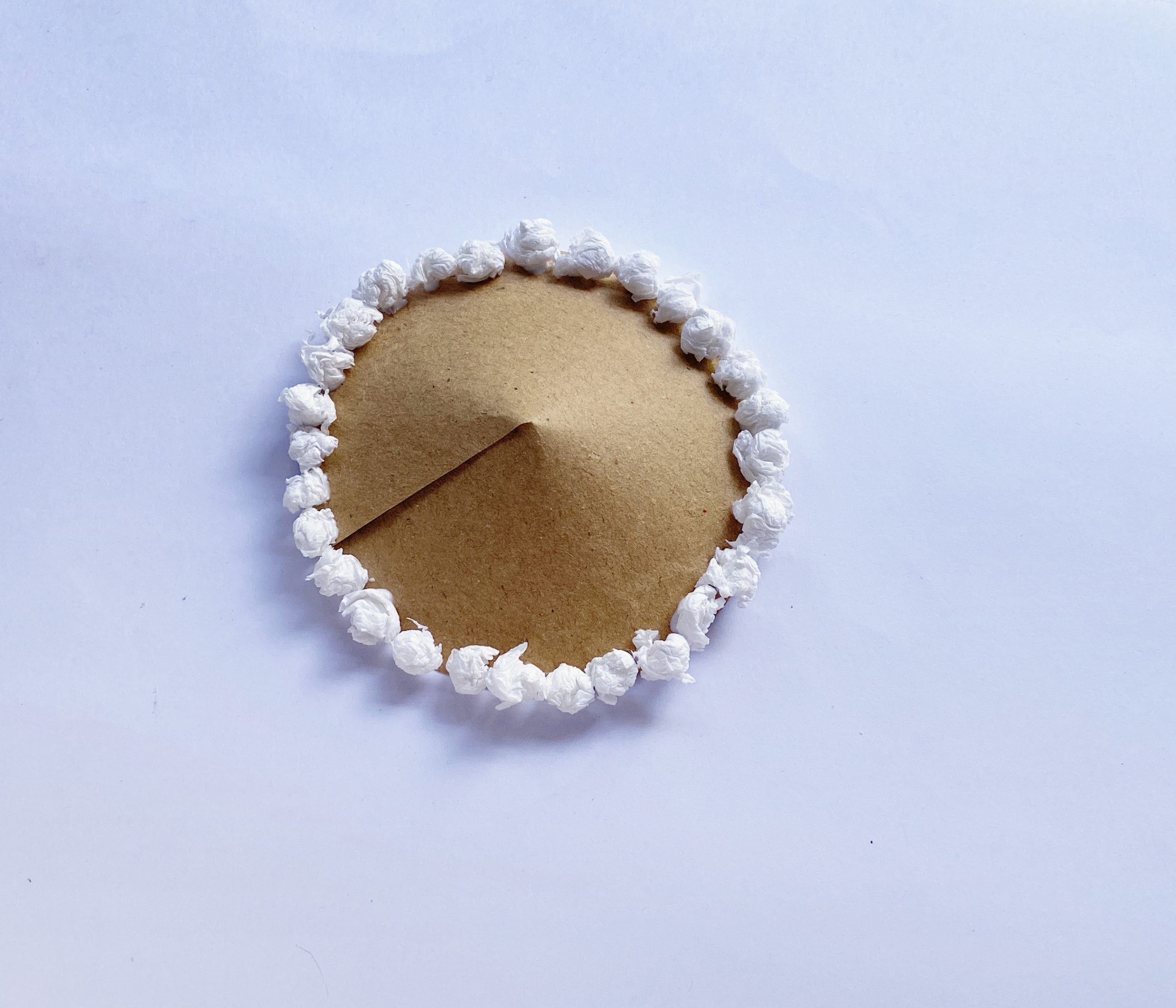 How to Make a 3D Gingerbread House from a Pringles Container