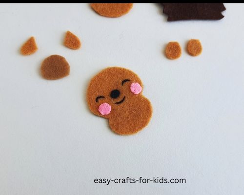 How to Make a Felt Hedgehog