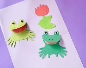 Handprint Frogs – Easy Frog Hand print Craft - Easy Crafts For Kids